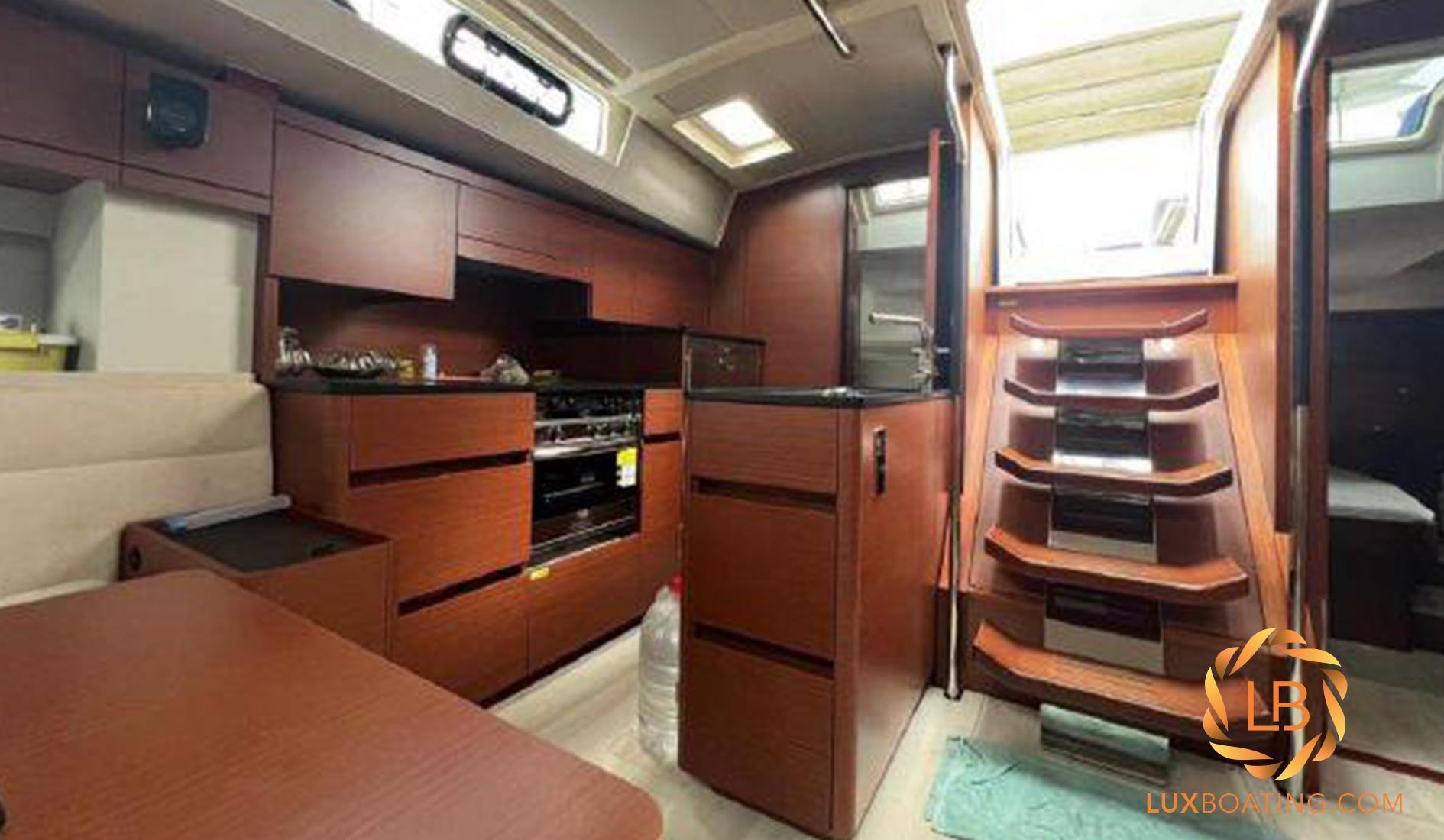 2018 HANSE 548 | LuxBoating